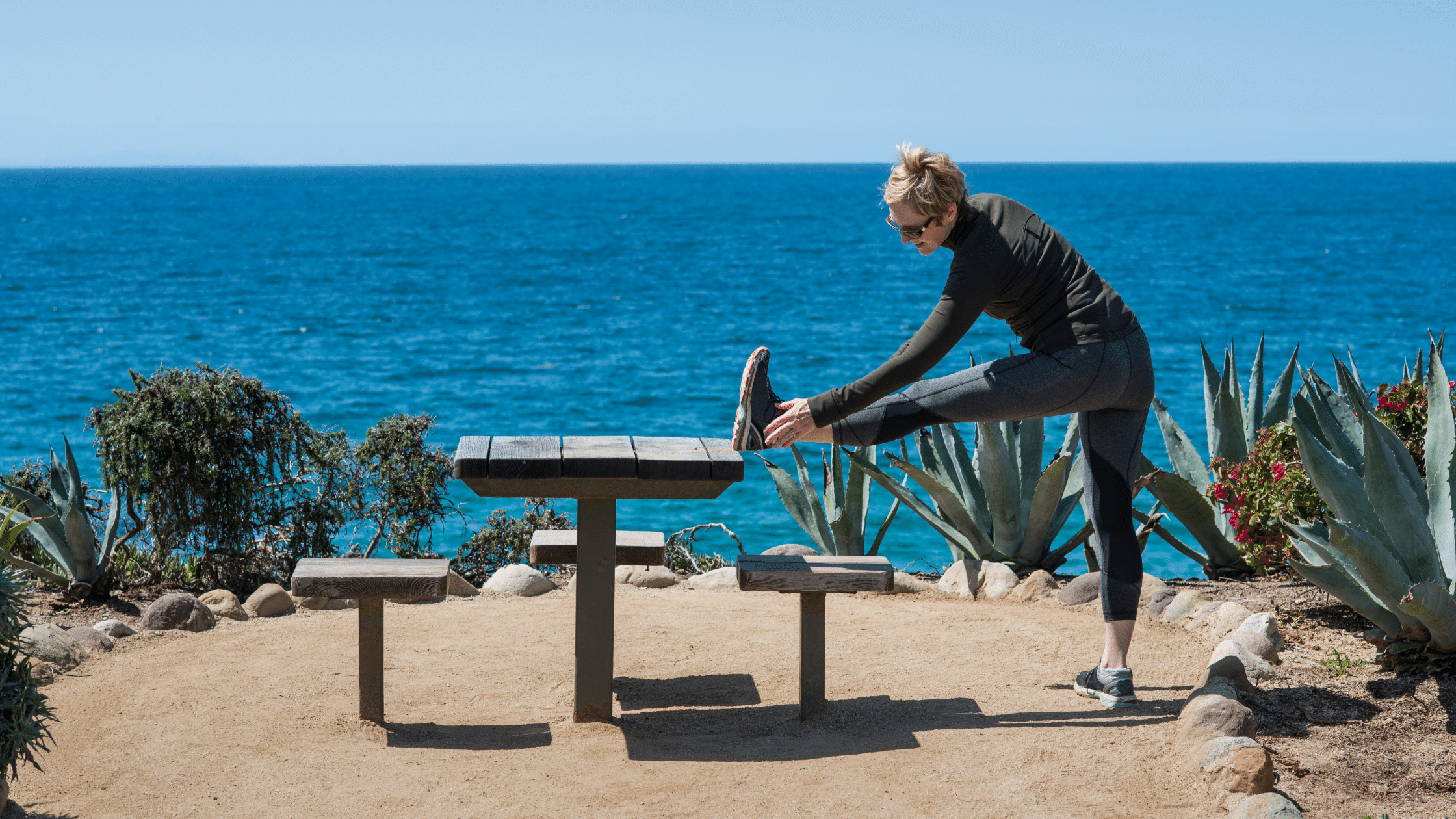 The Best Stretches for Runners for Before & After Running)